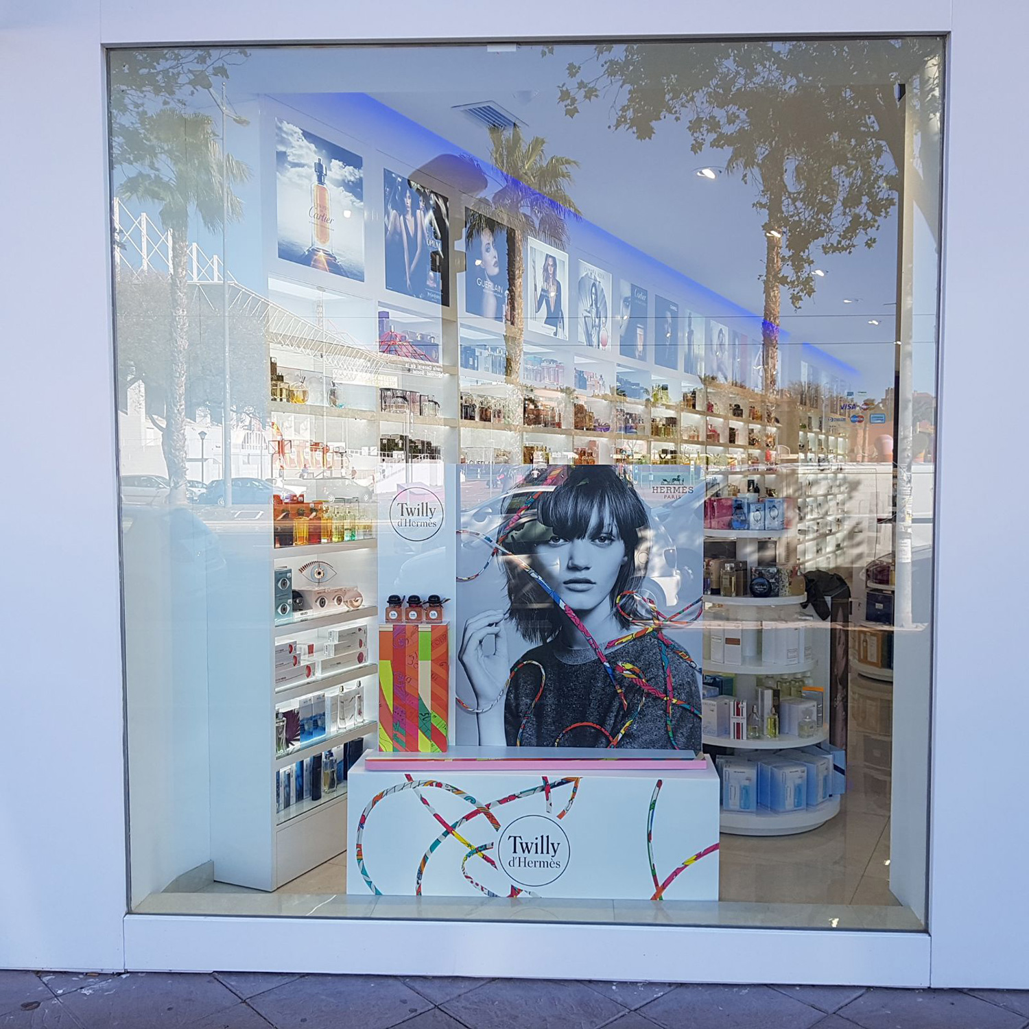 HERMES PLV | Skené-design